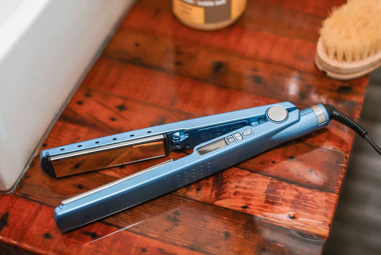 Beard Split Ends - 8 Causes And How To Stop Them | Beardesy